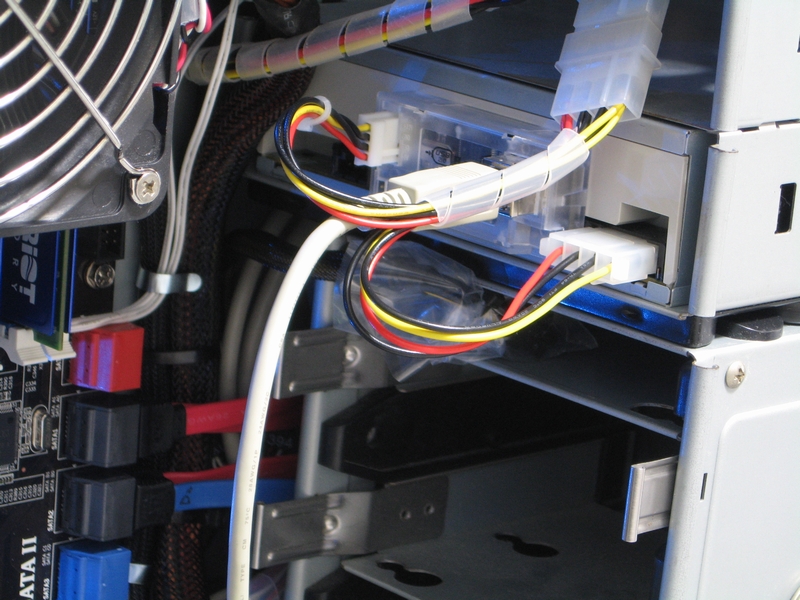 eVGA nForce 730i(113-YW-E115-TR) #3: 思いつくがままのぶろぐ