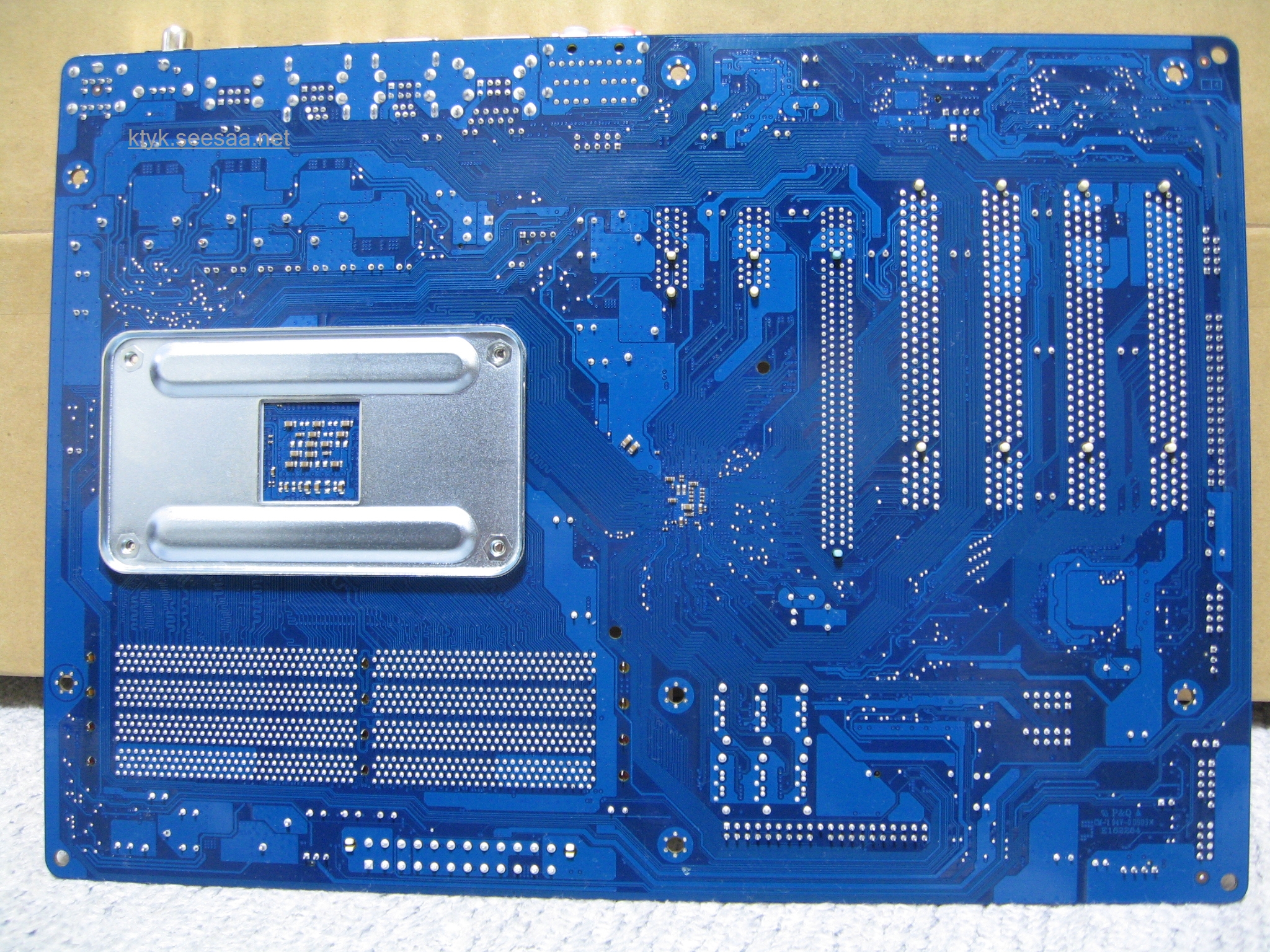 Gigabyte GA-M720-US3: 思いつくがままのぶろぐ